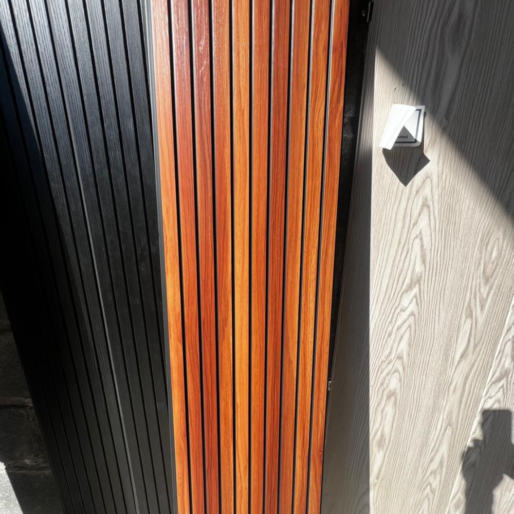 Revestimiento interior • WPC Wall Panel • Roble Cobrizo • 22x240x1cm